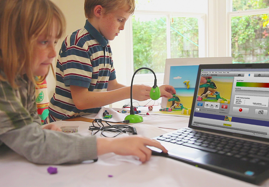 [EN] HUE Animation Studio wins Best Creative Play Toy in the Mums ...